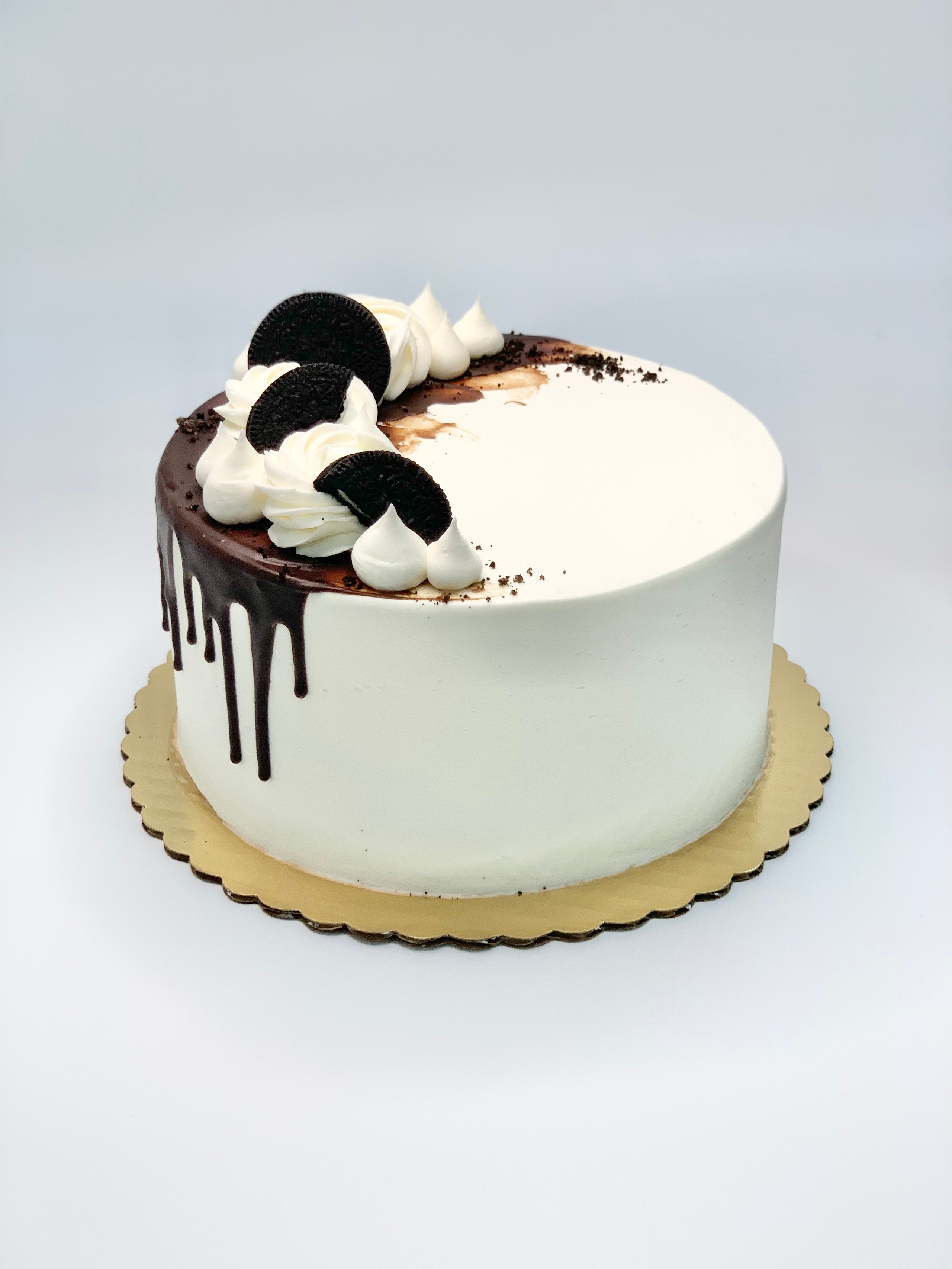 Cookies and Cream Cake | Reverie Bakeshop